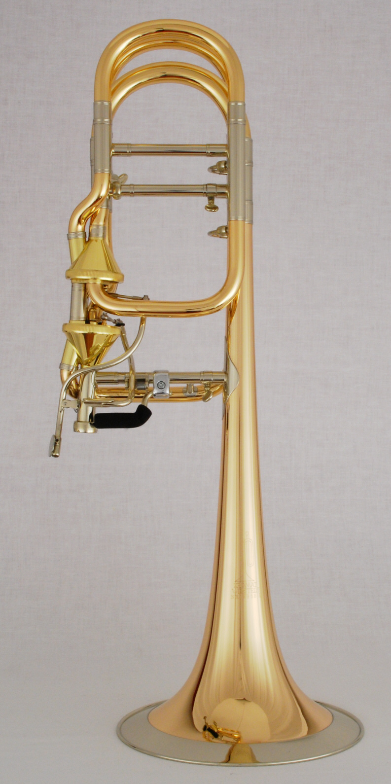 E-bass trombone with F- and D/Db-attachment, axial-valves