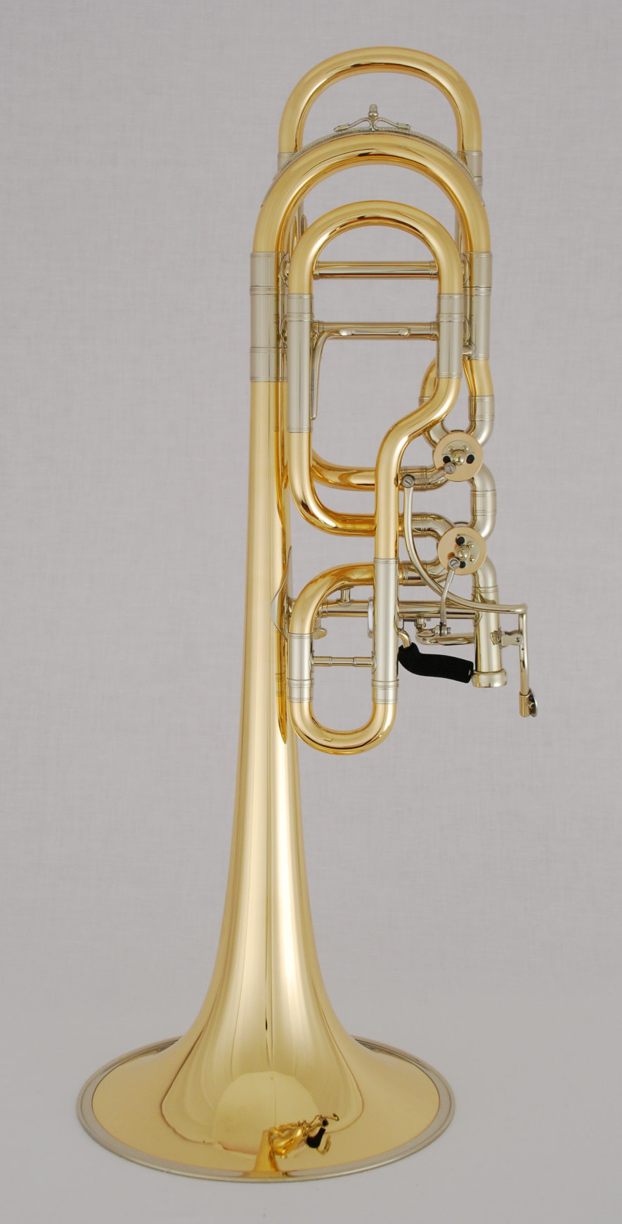 E-bass trombone with F- and D/Db-attachment, rotary valves